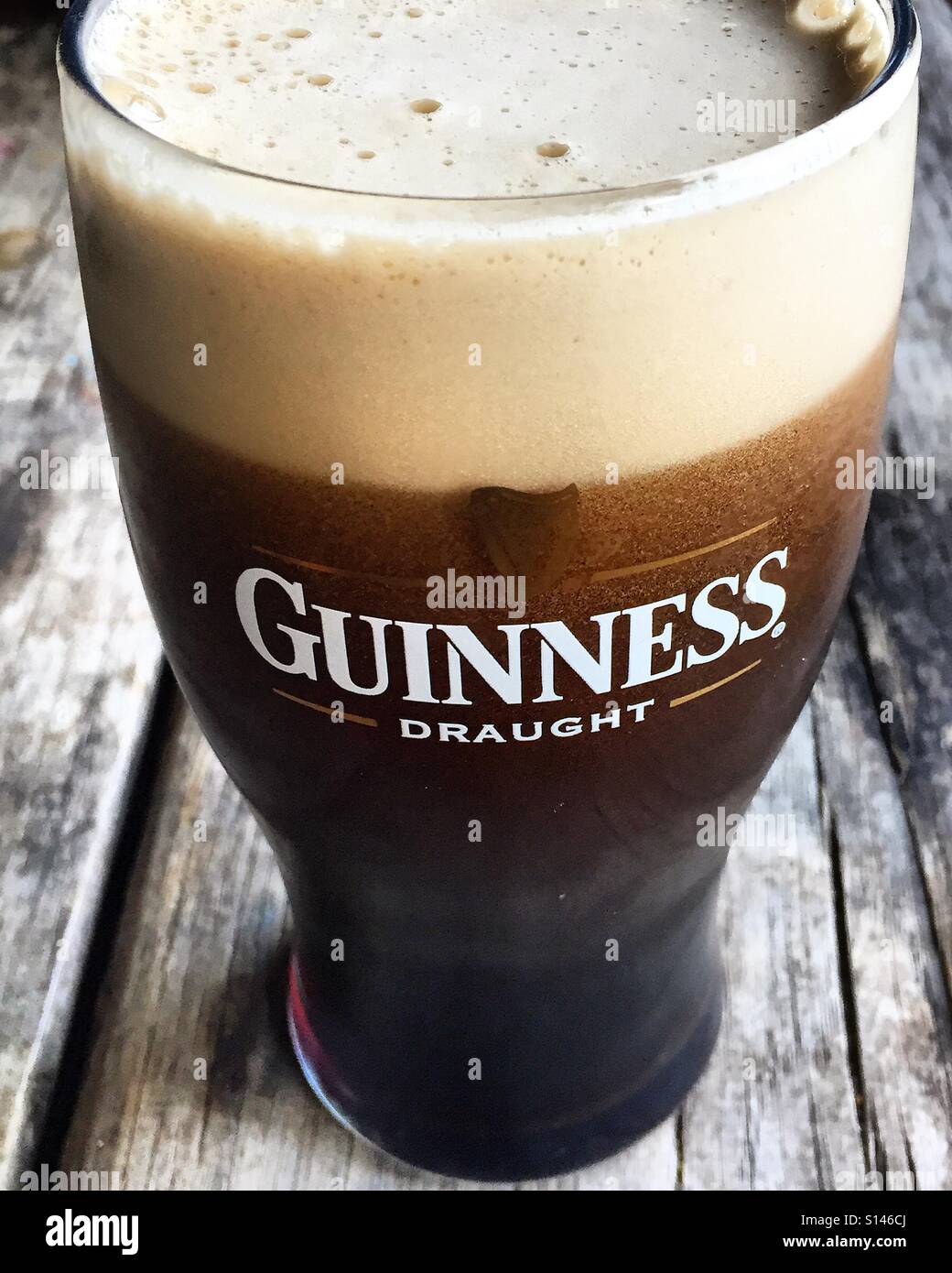 Guinness glass hi-res stock photography and images - Alamy
