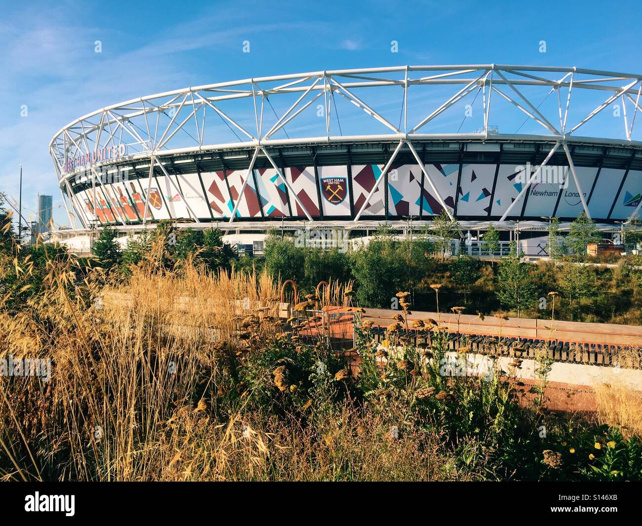West ham hammers hi-res stock photography and images - Alamy