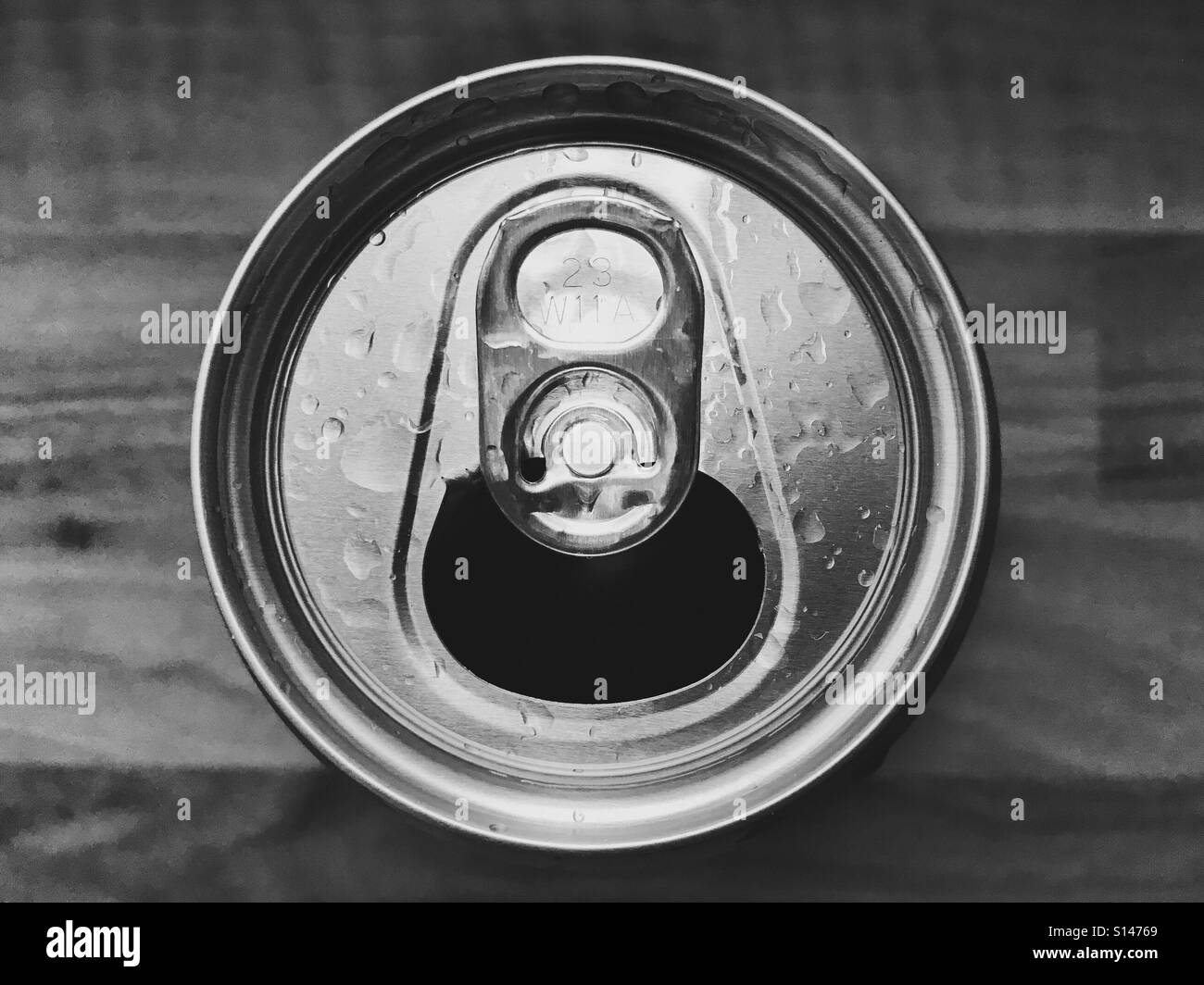 Fizzy can drinks Black and White Stock Photos & Images - Alamy