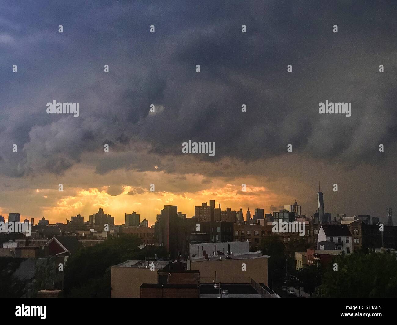 Rainstorm hi-res stock photography and images - Alamy