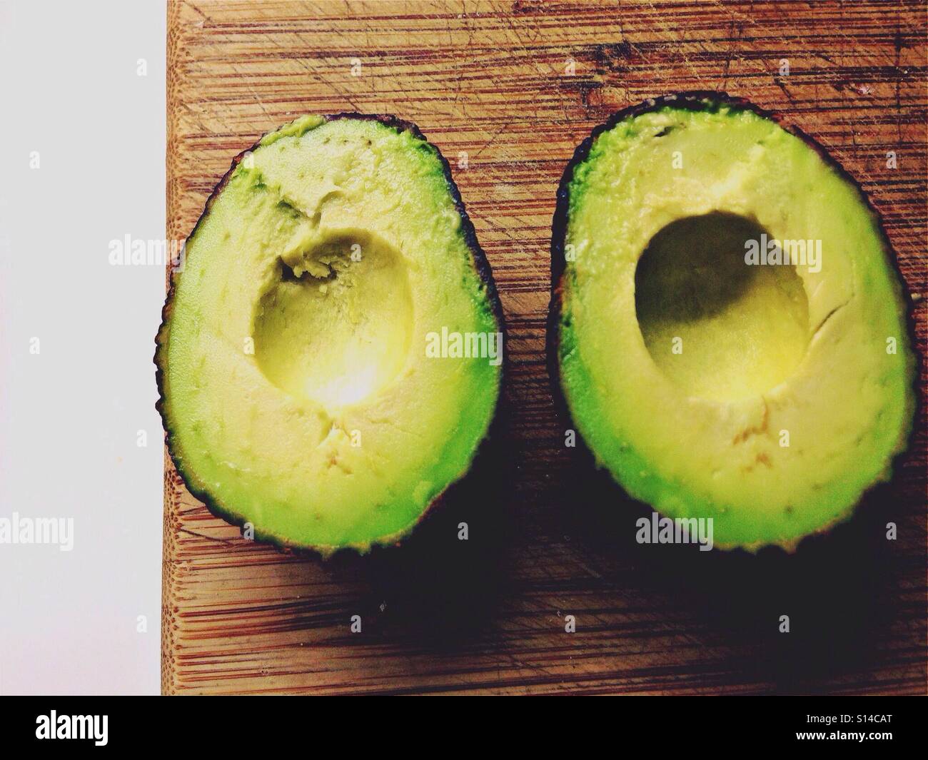 Avocado ripe hi-res stock photography and images - Alamy