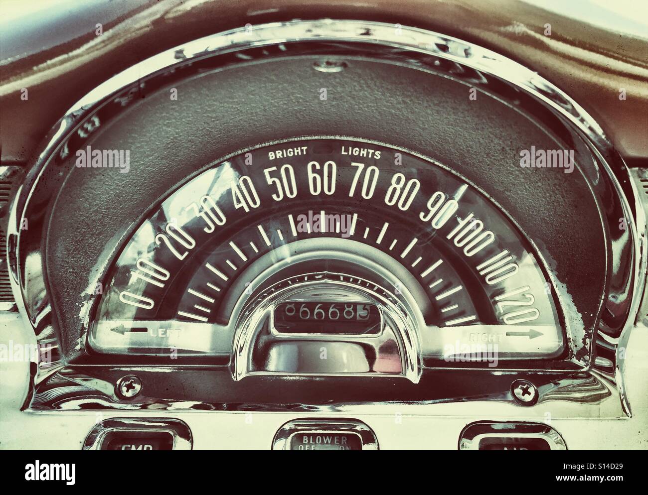 1950s car speedometer Stock Photo - Alamy