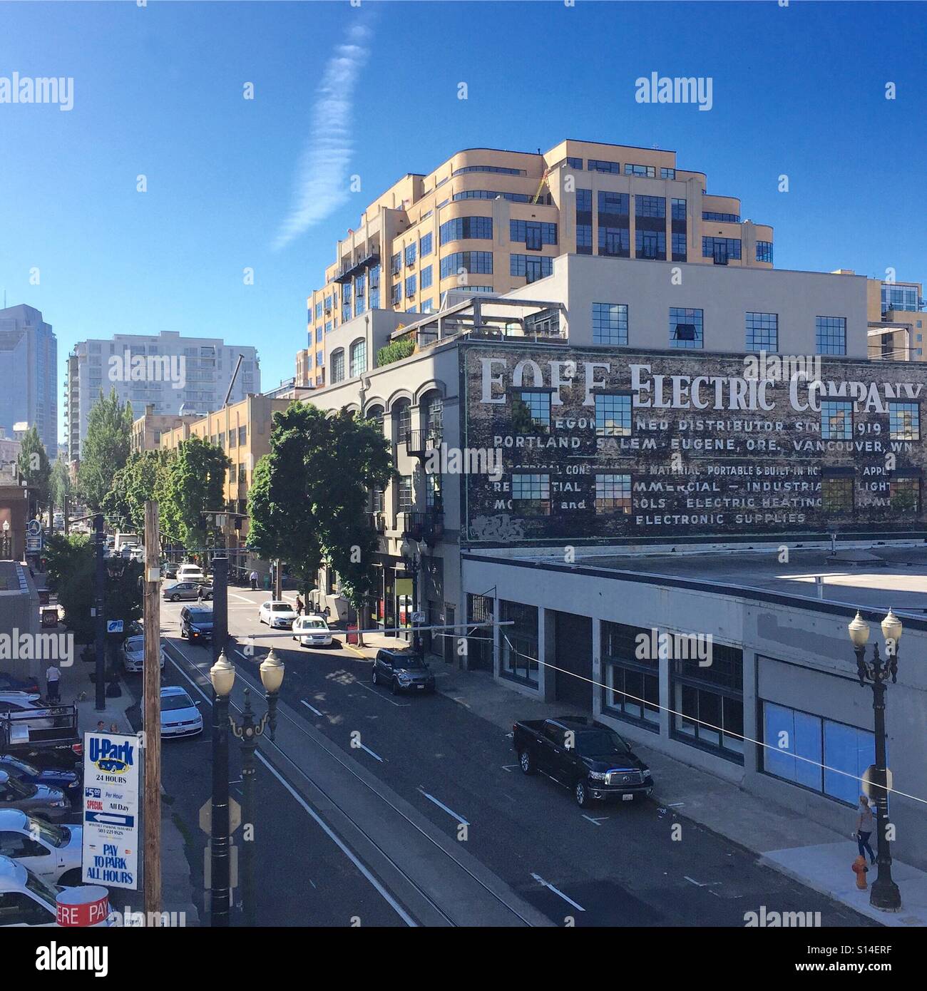 Portland oregon downtown hi-res stock photography and images - Alamy