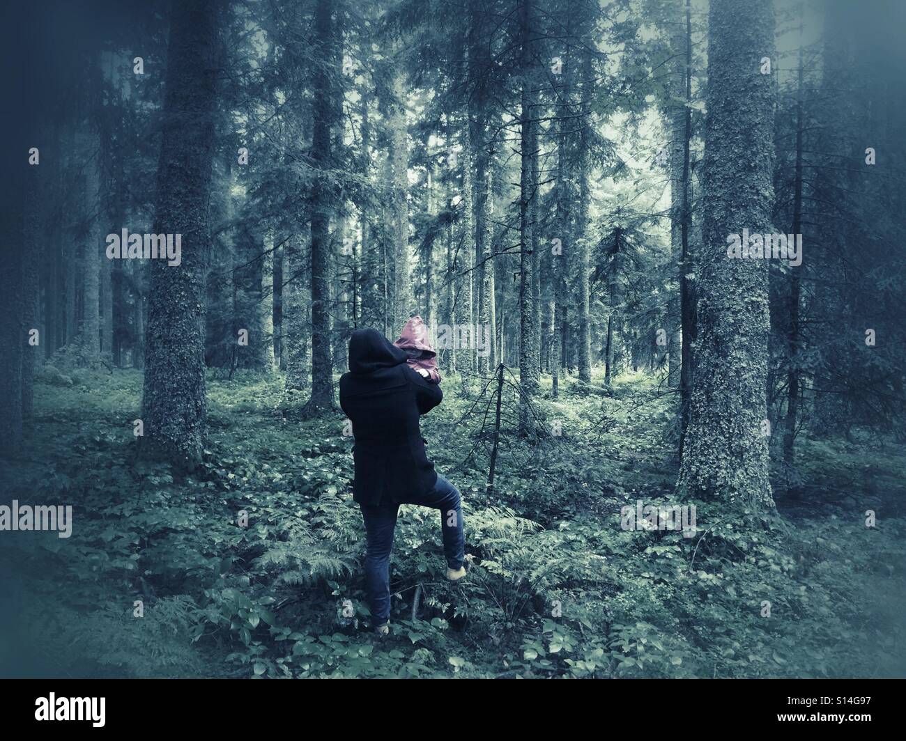 Kidnapping hi-res stock photography and images - Alamy