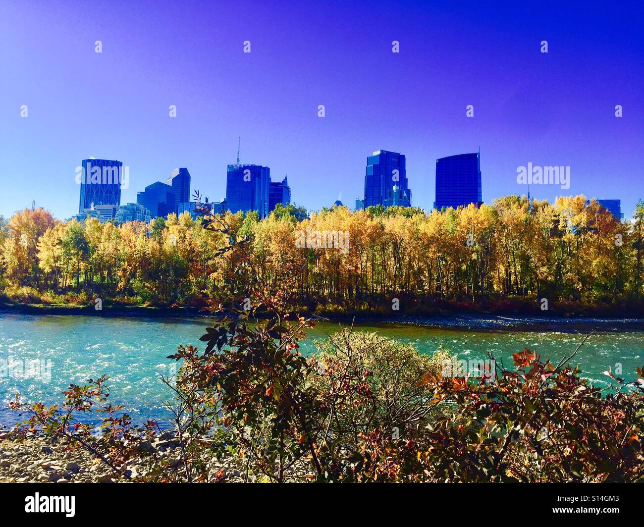 Calgary fall hi-res stock photography and images - Alamy