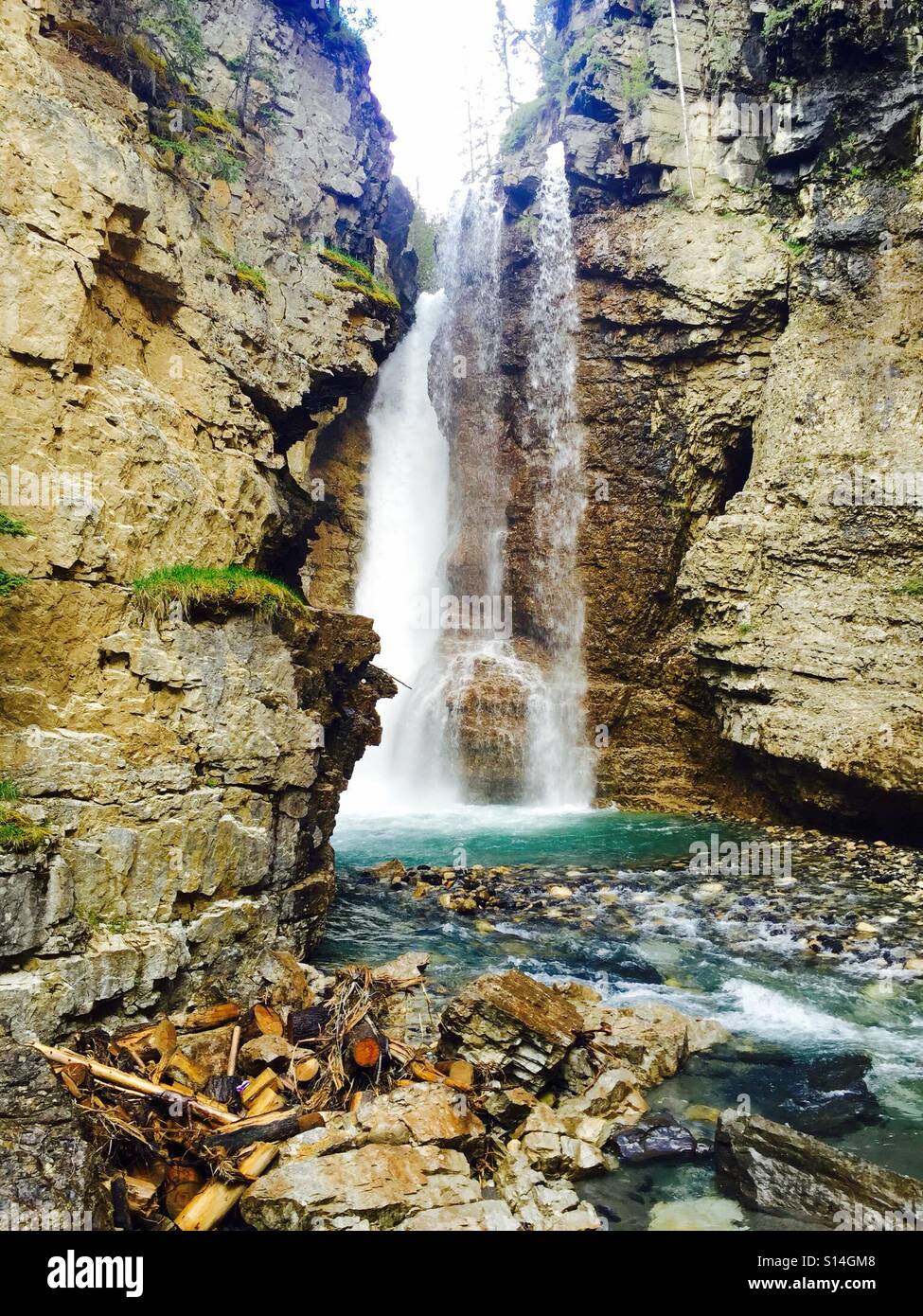 Breath taking waterfalls hi-res stock photography and images - Alamy