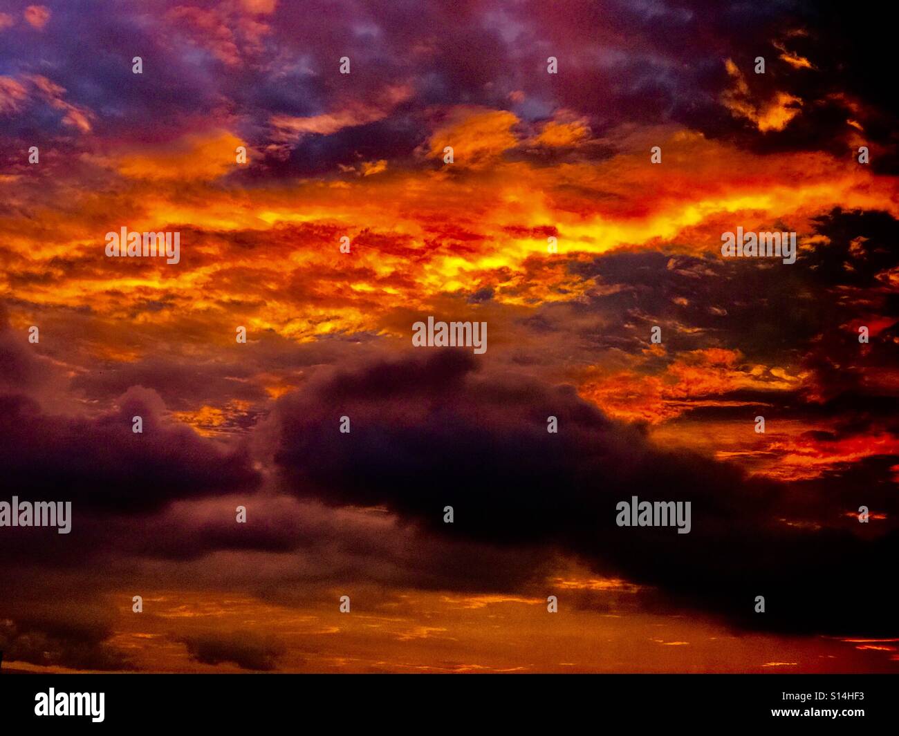 Fiery sunset hi-res stock photography and images - Alamy