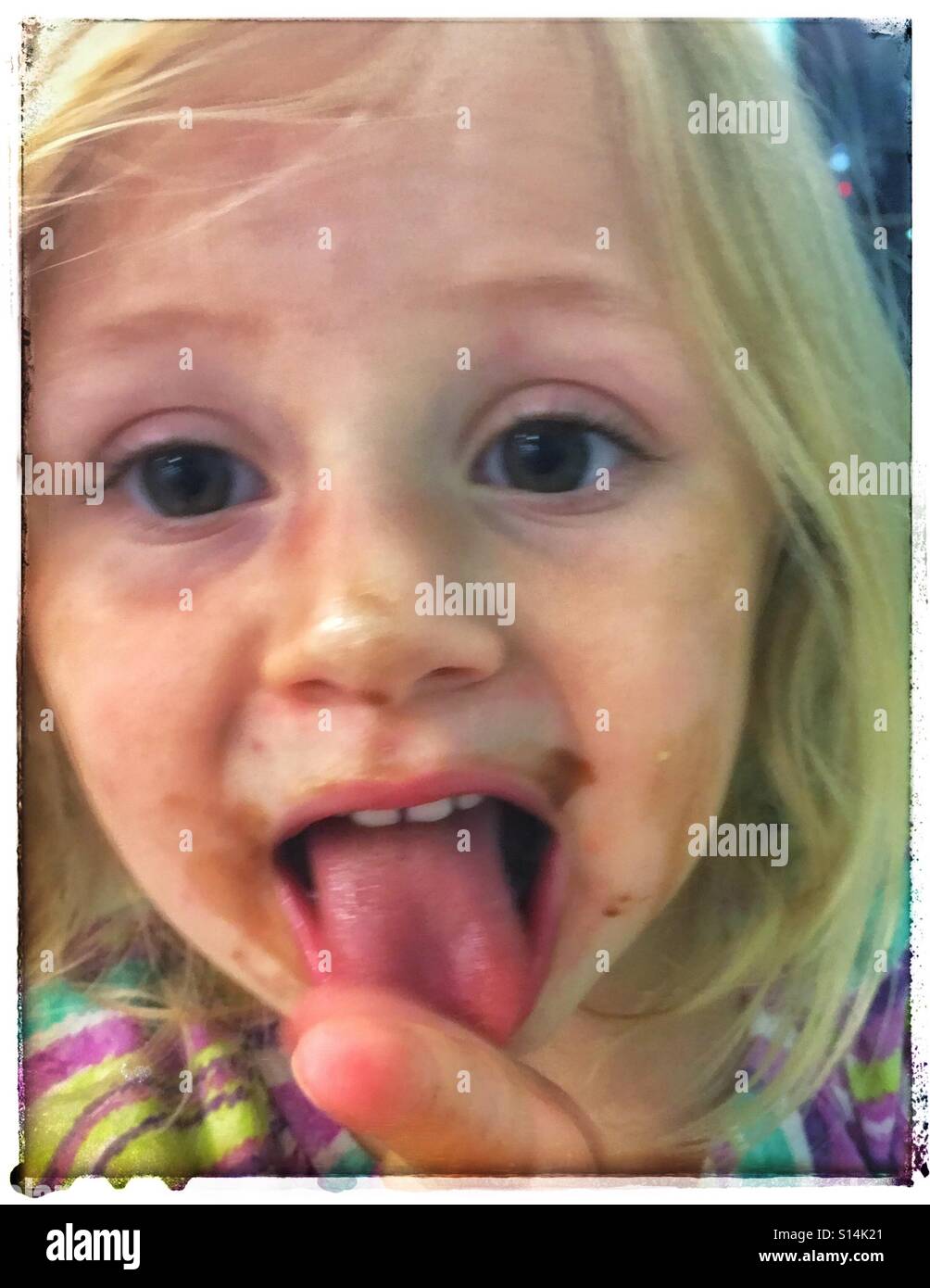 Little girl face hi-res stock photography and images - Alamy