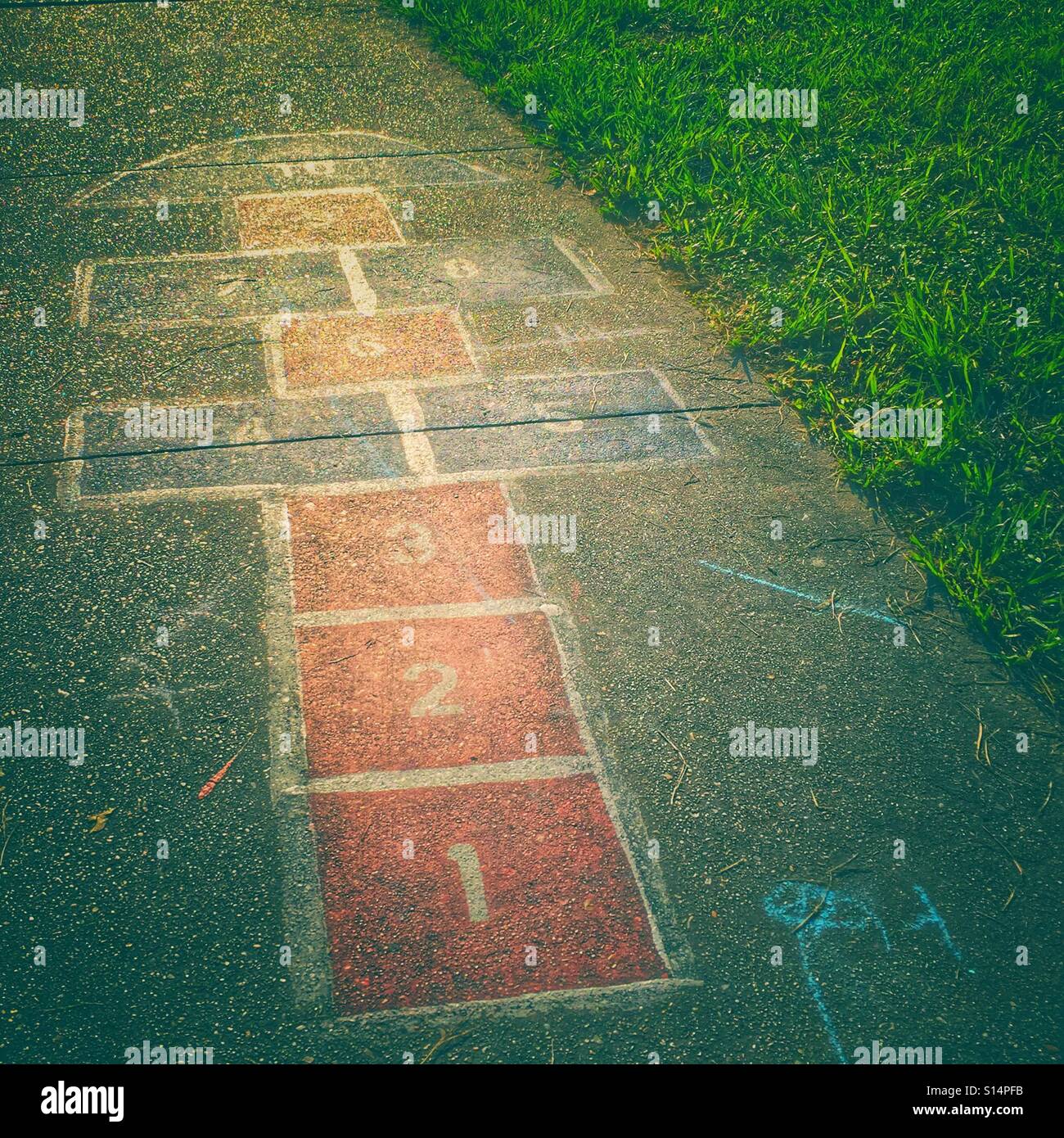 Hopscotch chalk hi-res stock photography and images - Alamy