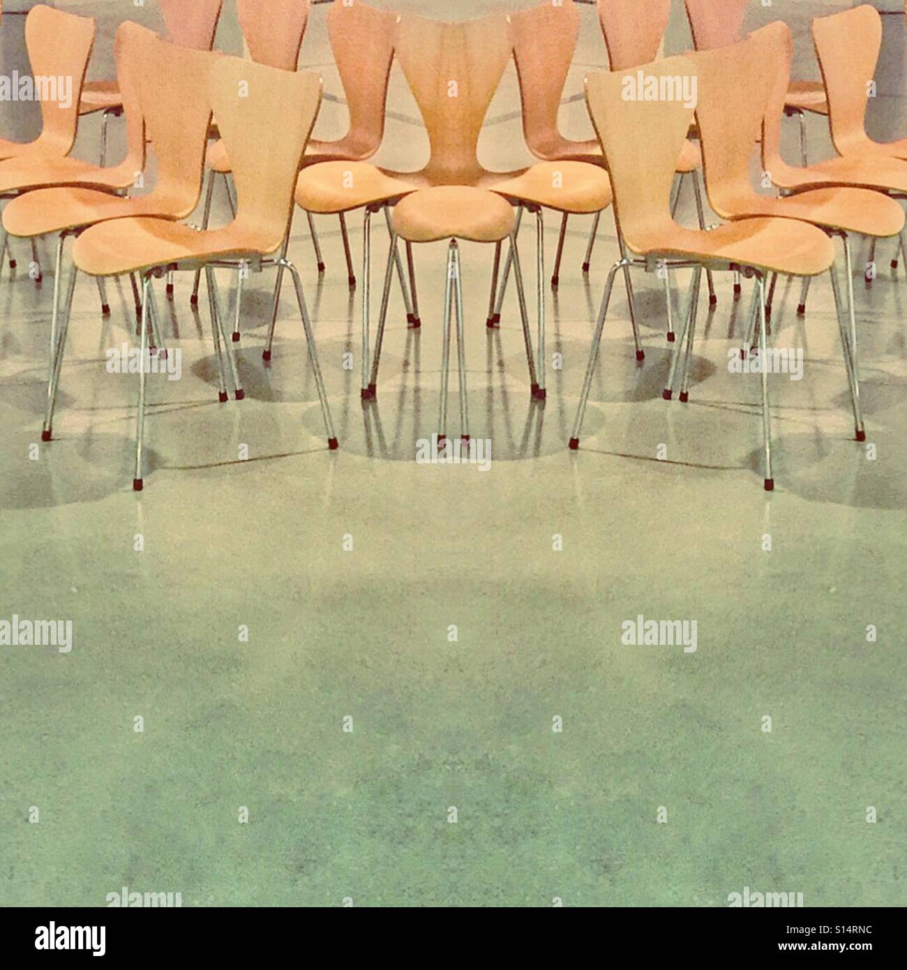 Aligned seating hi-res stock photography and images - Alamy