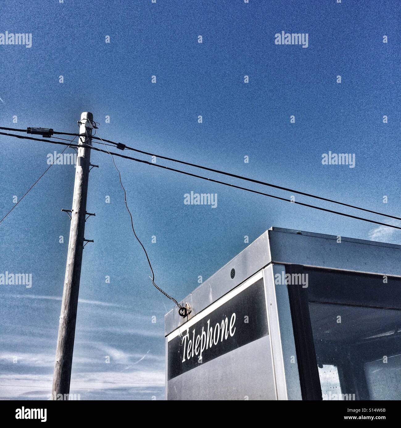 Wires connected telephone pole hi-res stock photography and images - Alamy