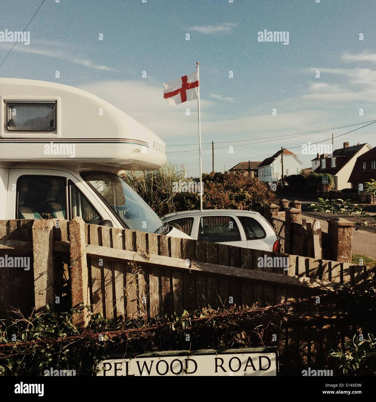 English suburbia hi-res stock photography and images - Alamy