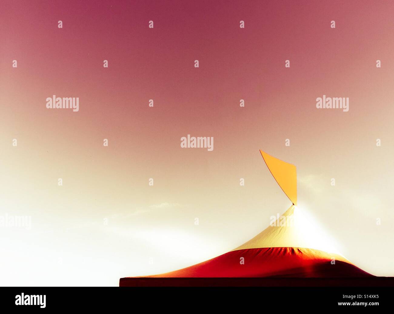 Circus tent open hi-res stock photography and images - Alamy