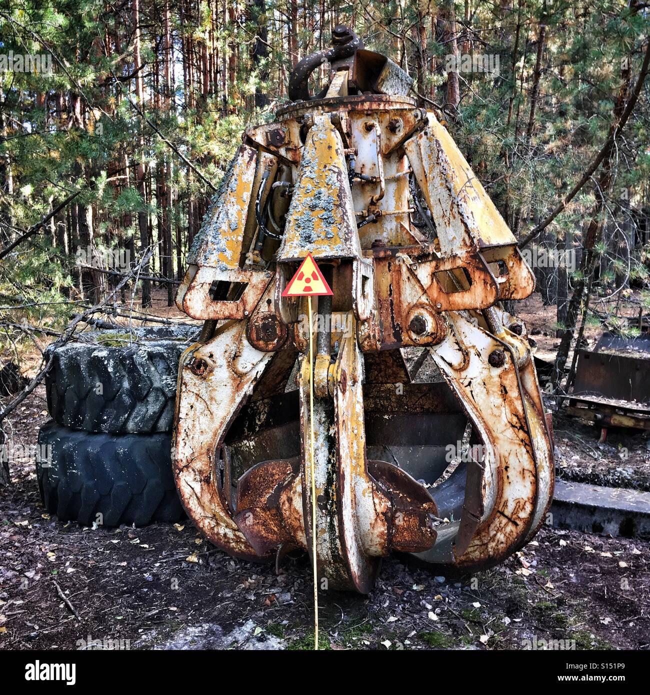 Grapple plant hi-res stock photography and images - Alamy