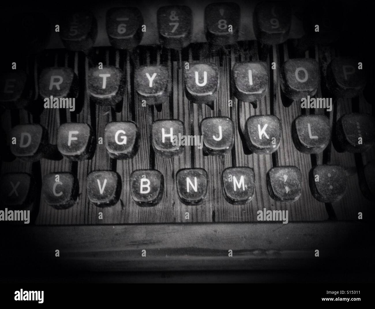 An old typewriter keyboard Stock Photo - Alamy