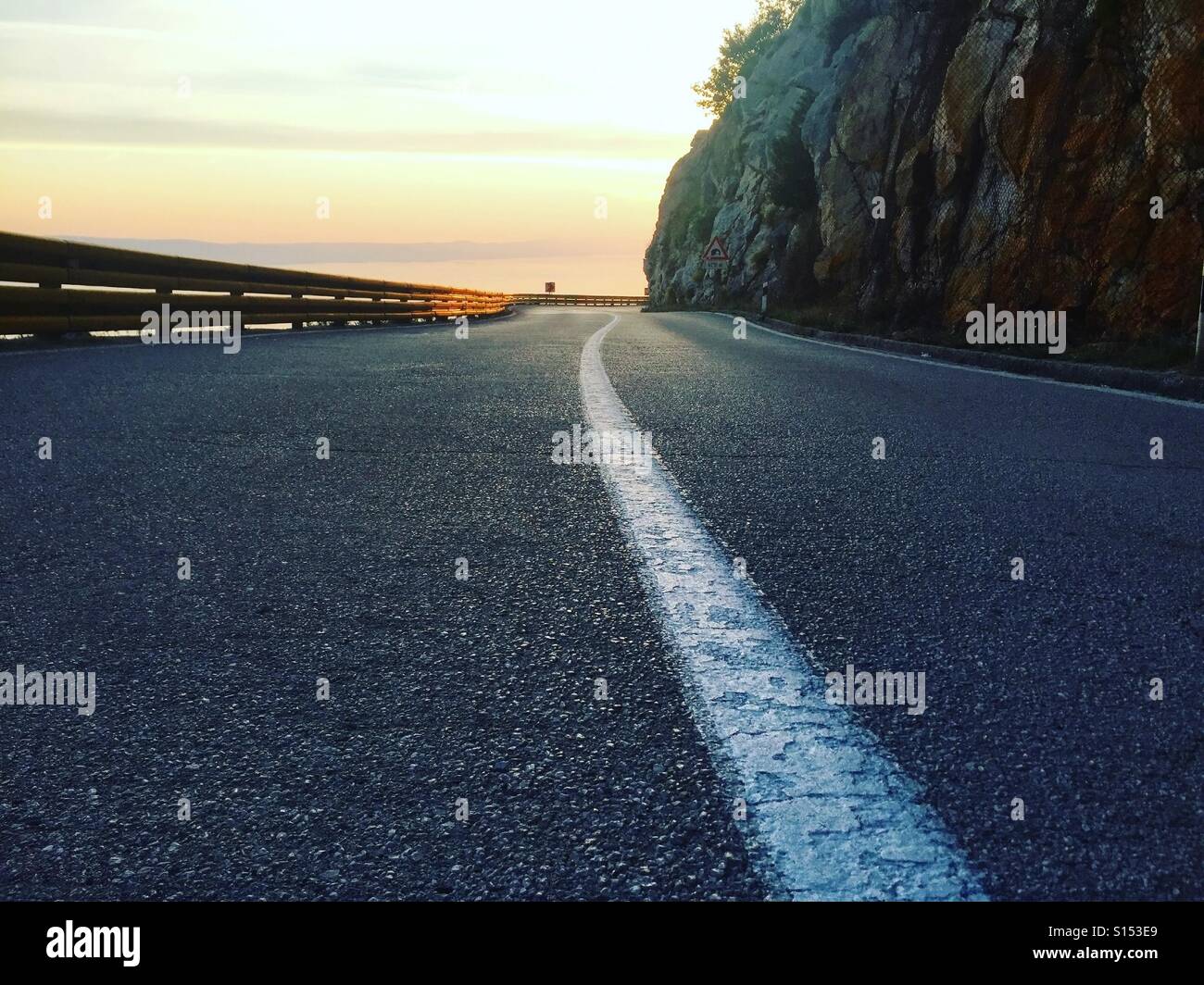 Road surface close up hi-res stock photography and images - Alamy