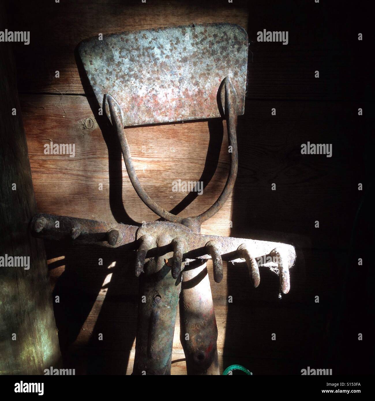 Rusty rake hi-res stock photography and images - Alamy