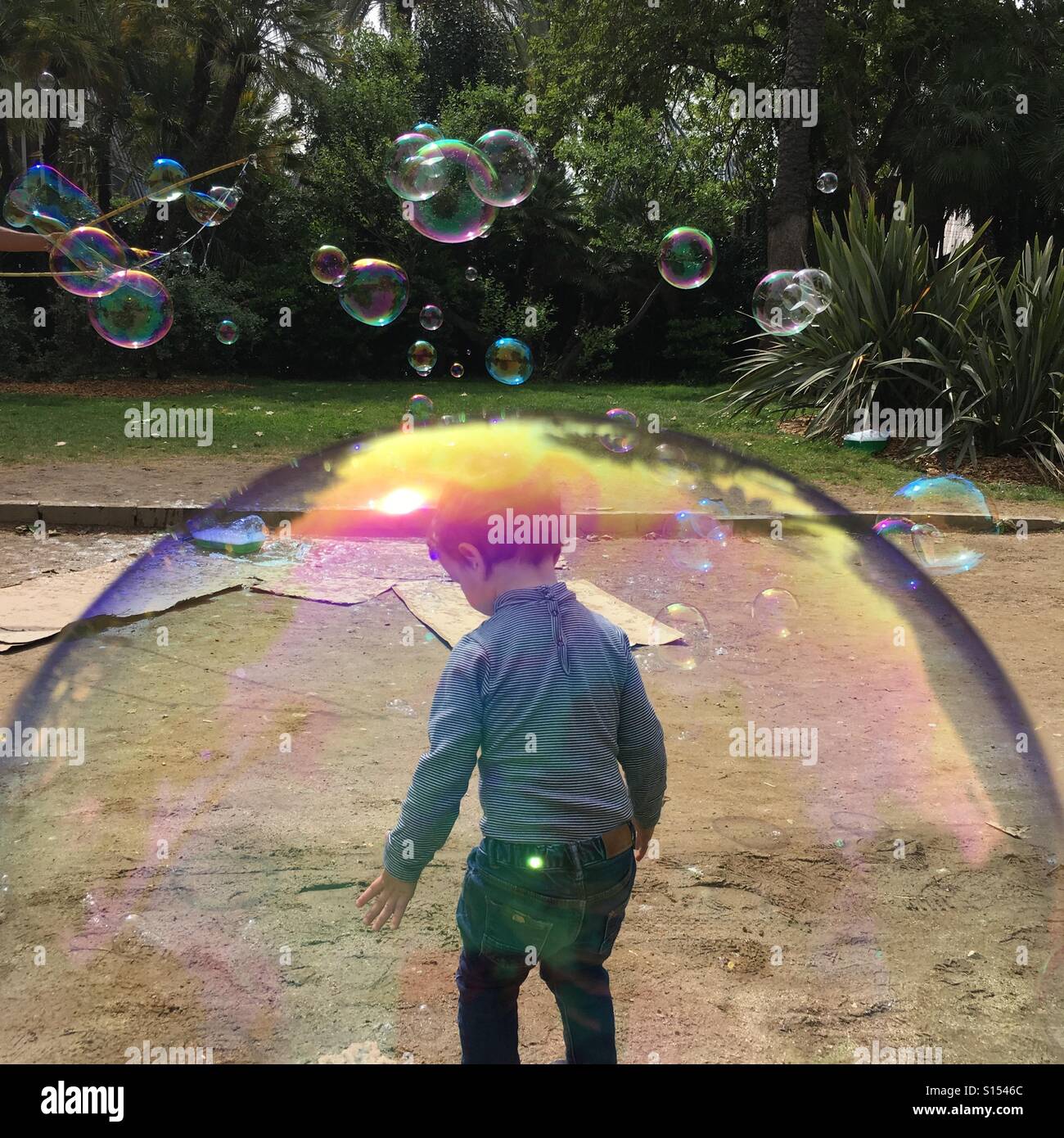 Very big bubbles hi-res stock photography and images - Alamy