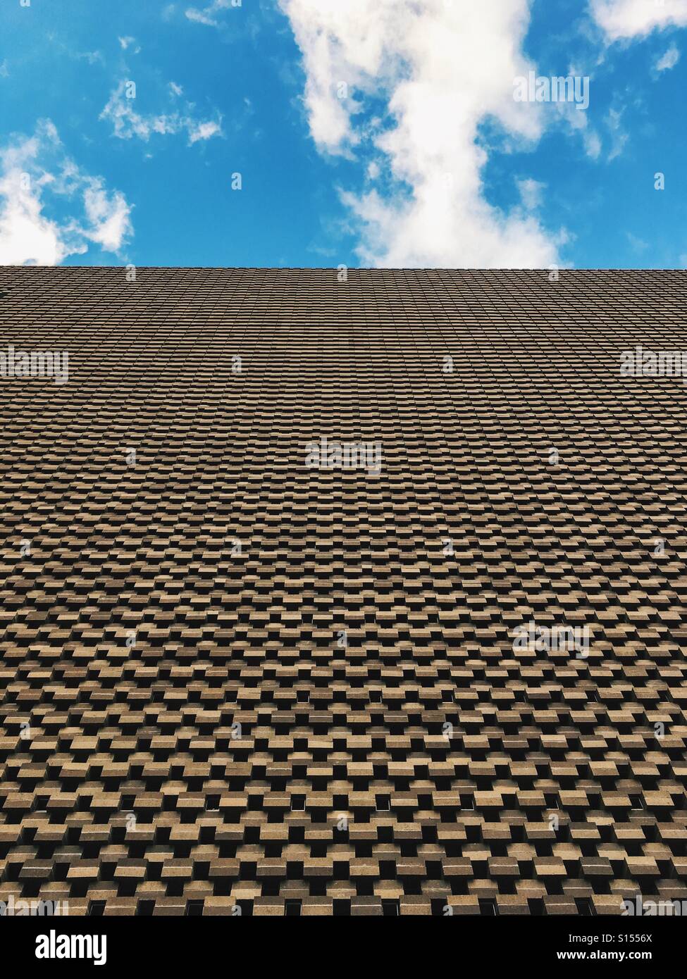 Contemporary brickwork hi-res stock photography and images - Alamy