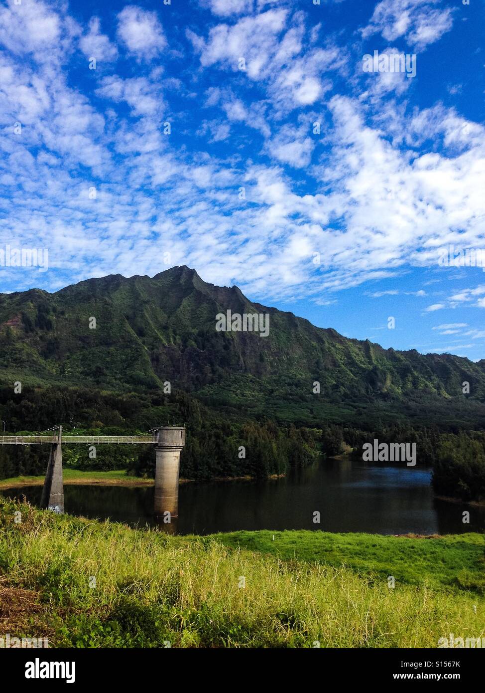 Nu'uanu reservoir hi-res stock photography and images - Alamy