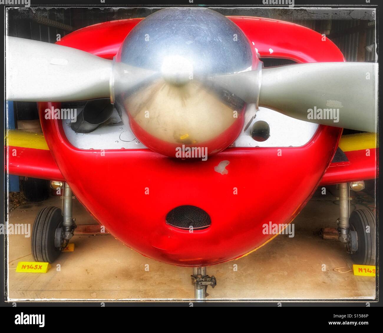 Airplane propeller hi-res stock photography and images - Alamy