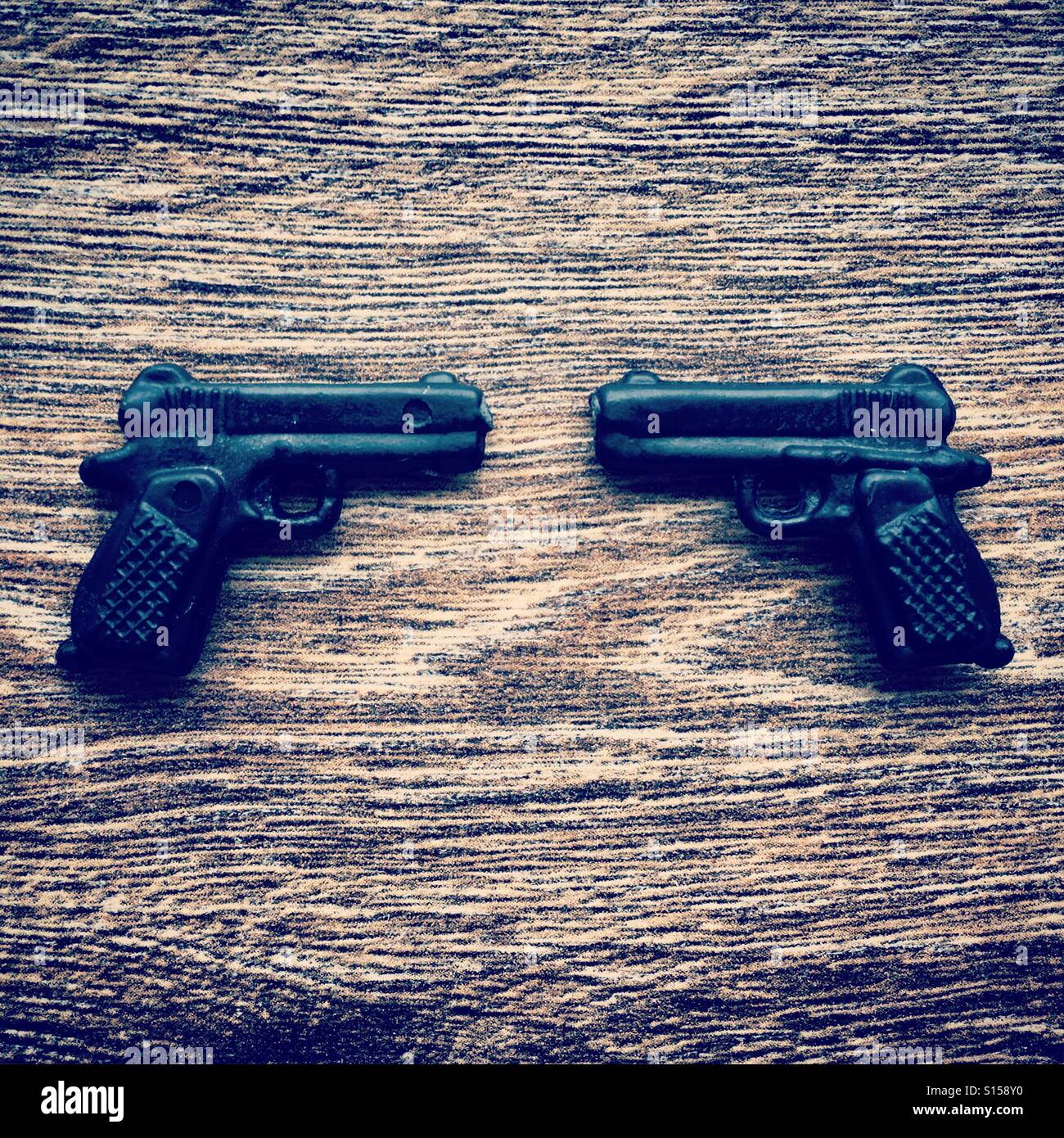 Fake guns hi-res stock photography and images - Alamy
