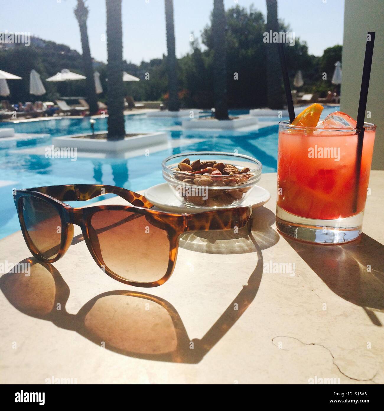 Holiday in the sun hi-res stock photography and images - Alamy