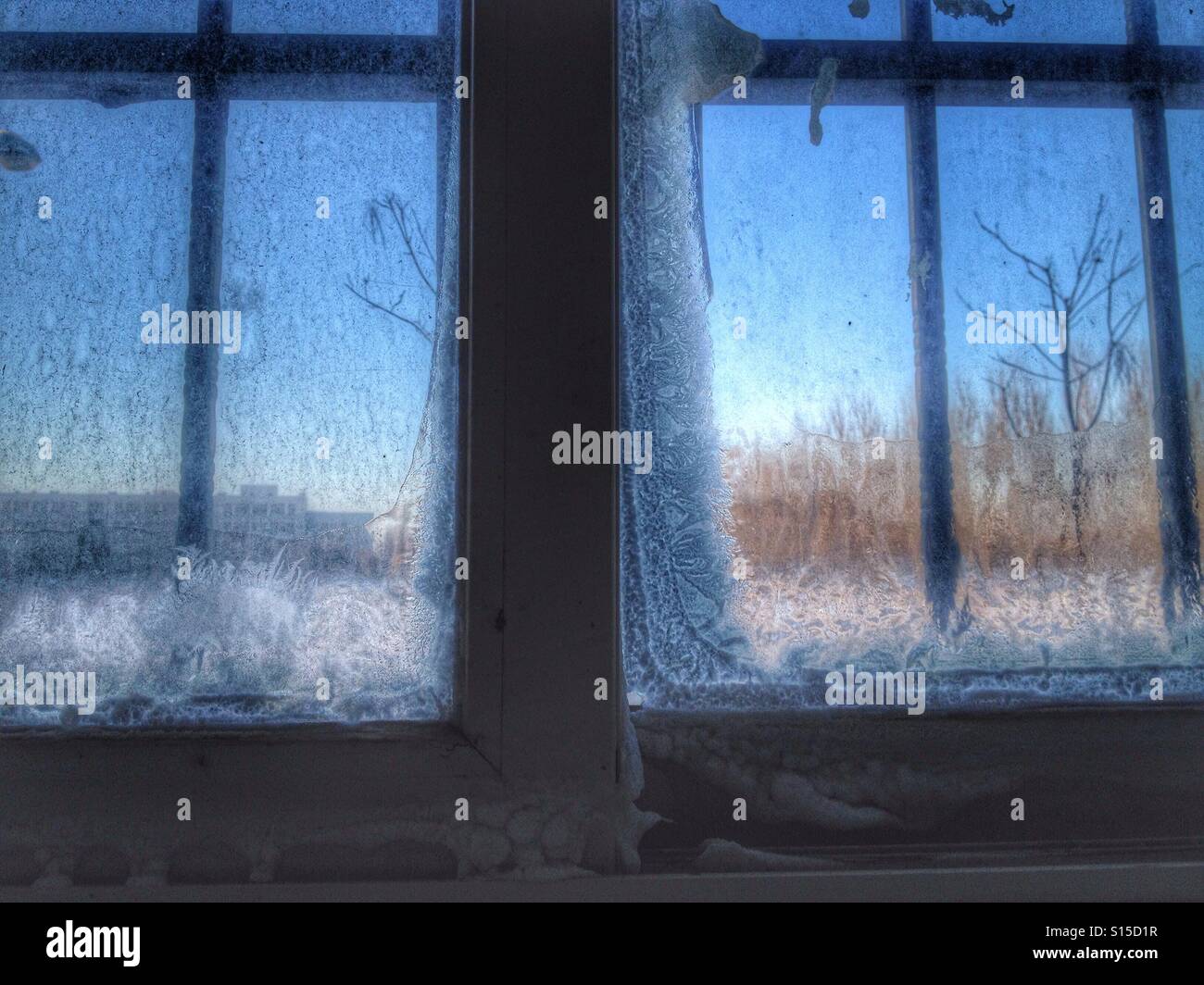 Ice on the windows hi-res stock photography and images - Alamy
