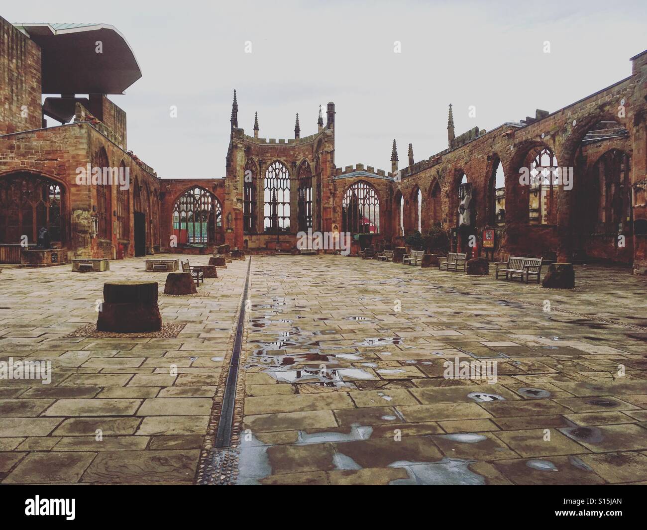 Coventry cathedral hi-res stock photography and images - Alamy