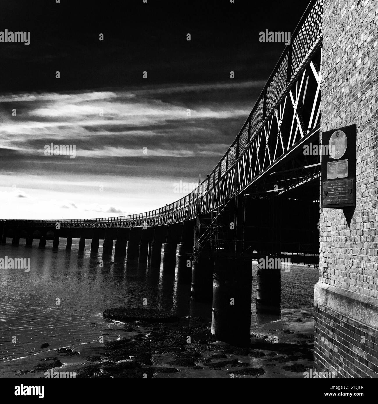 Tay rail bridge hi-res stock photography and images - Alamy