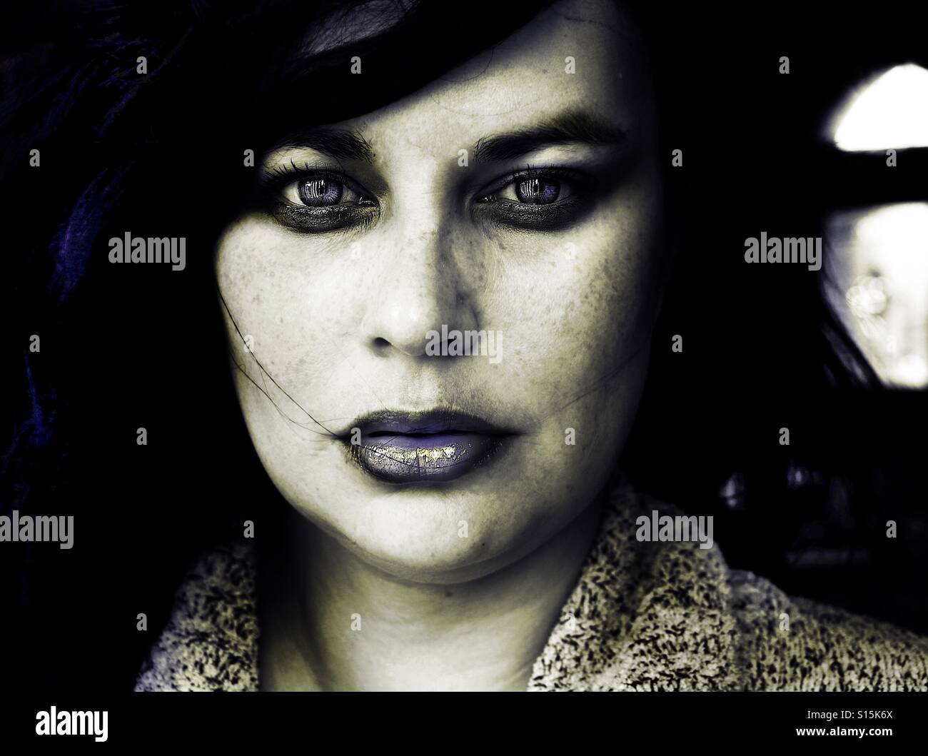 Dark looking body hi-res stock photography and images - Alamy