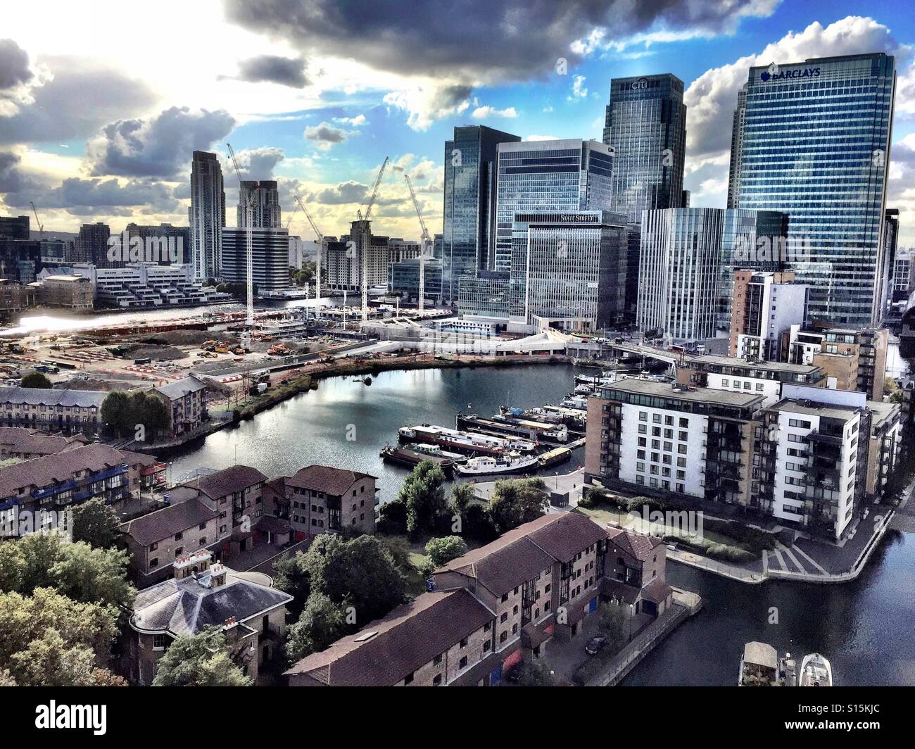 New vs old buildings hi-res stock photography and images - Alamy