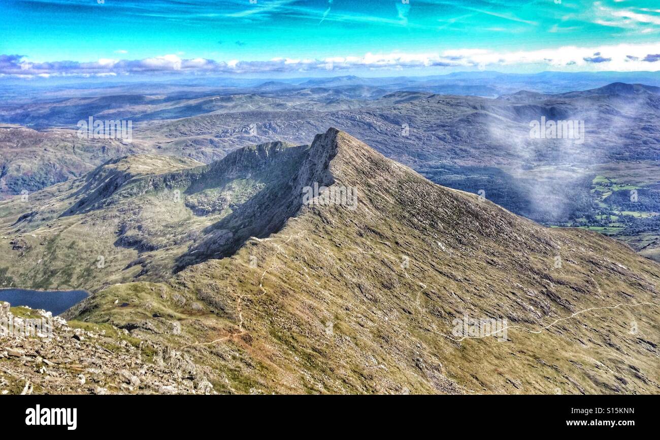 Snowdon summit hi-res stock photography and images - Alamy