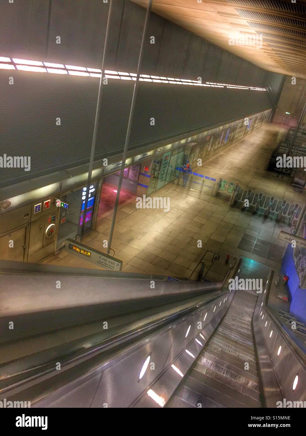 Looking Down Escalators High Resolution Stock Photography and Images ...