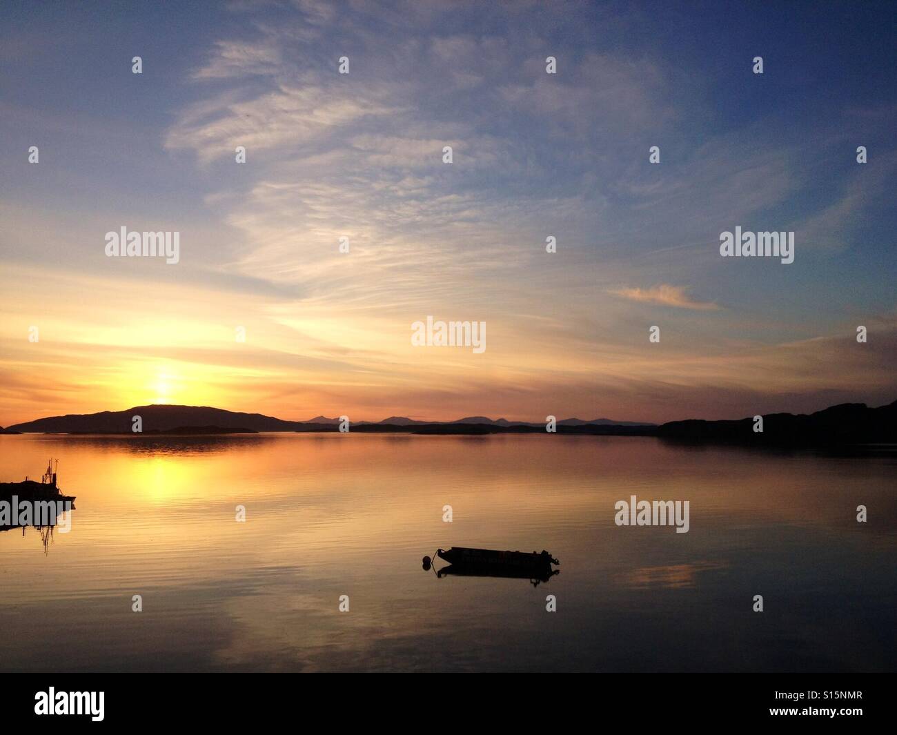 Loch crinan hi-res stock photography and images - Alamy