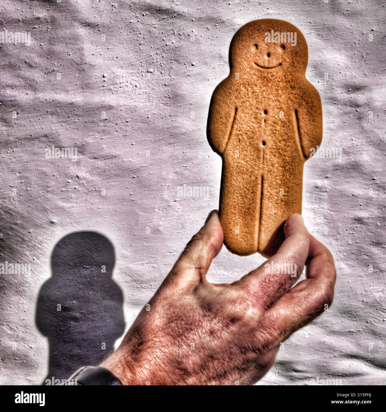 The gingerbread man story hi-res stock photography and images - Alamy