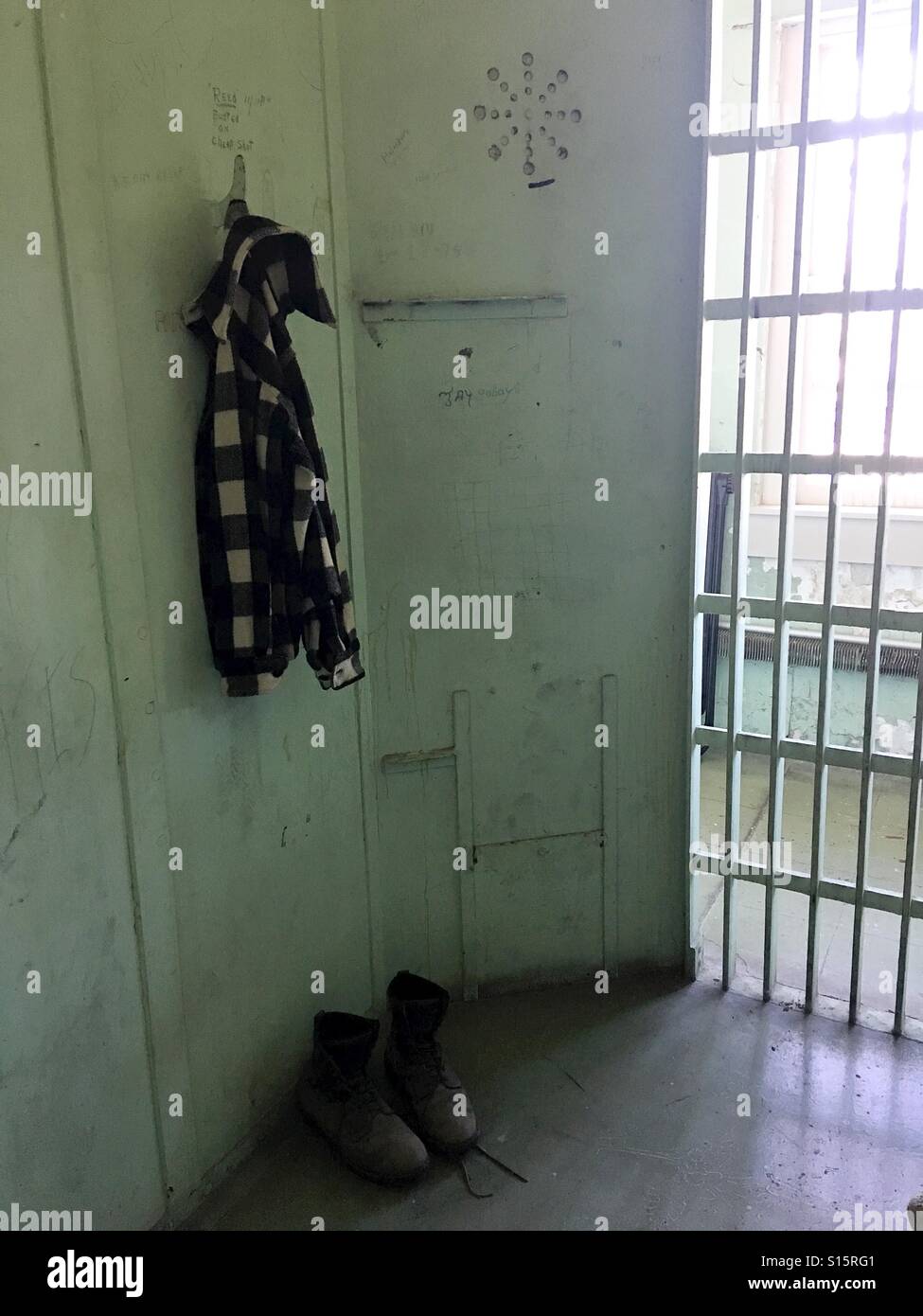 Jail cell bars hi-res stock photography and images - Alamy