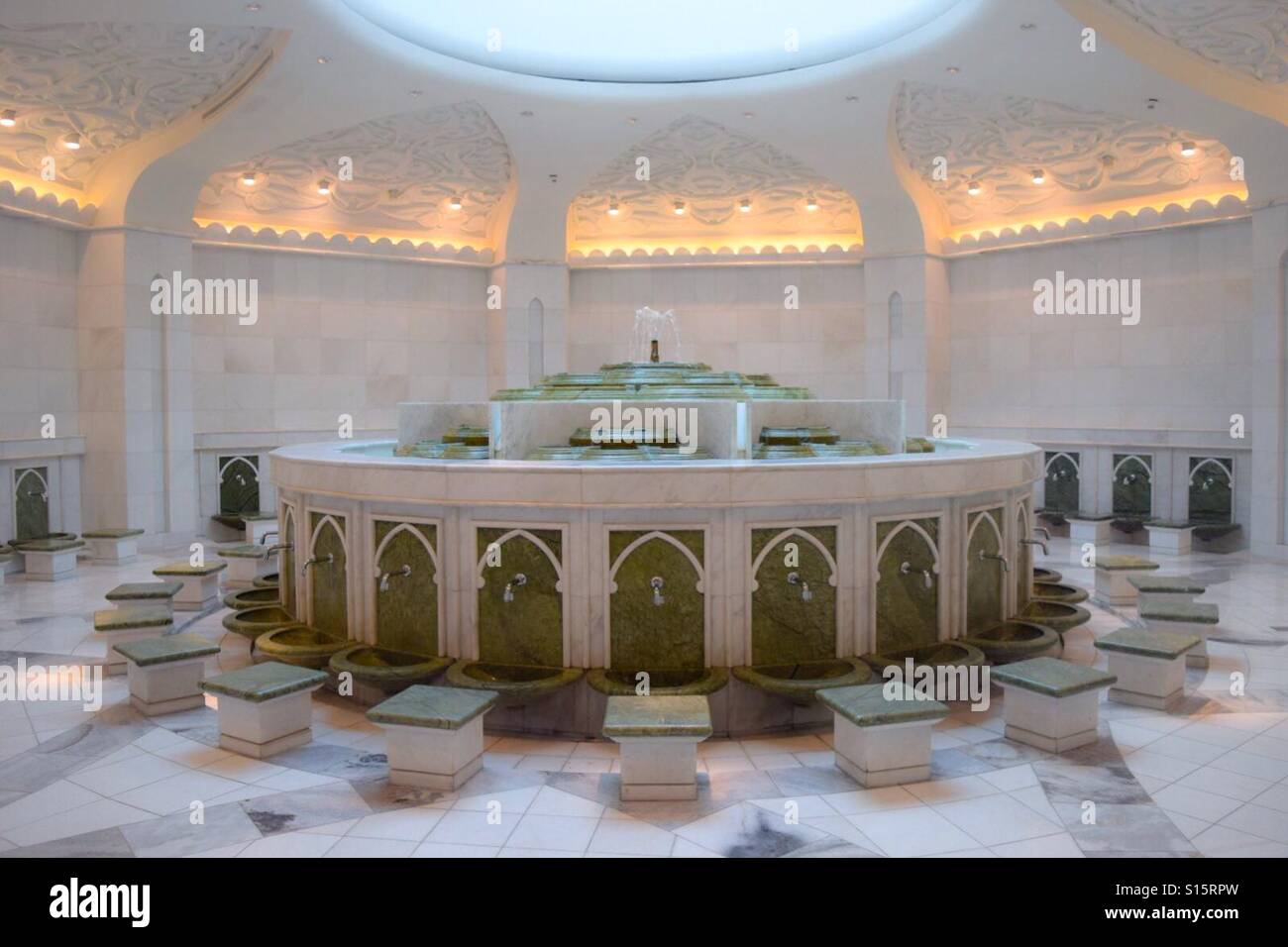 inside Sheikh Zayed, Mosque Abu Dhabi Stock Photo - Alamy