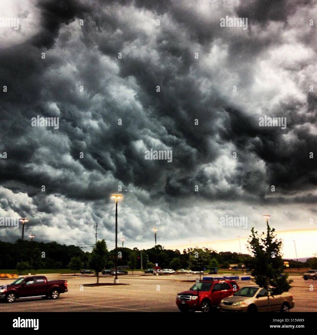 Storm night sky dark scary hi-res stock photography and images - Alamy