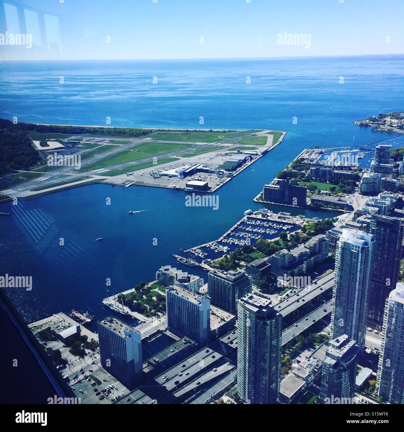 Bird eye view cn tower hi-res stock photography and images - Alamy