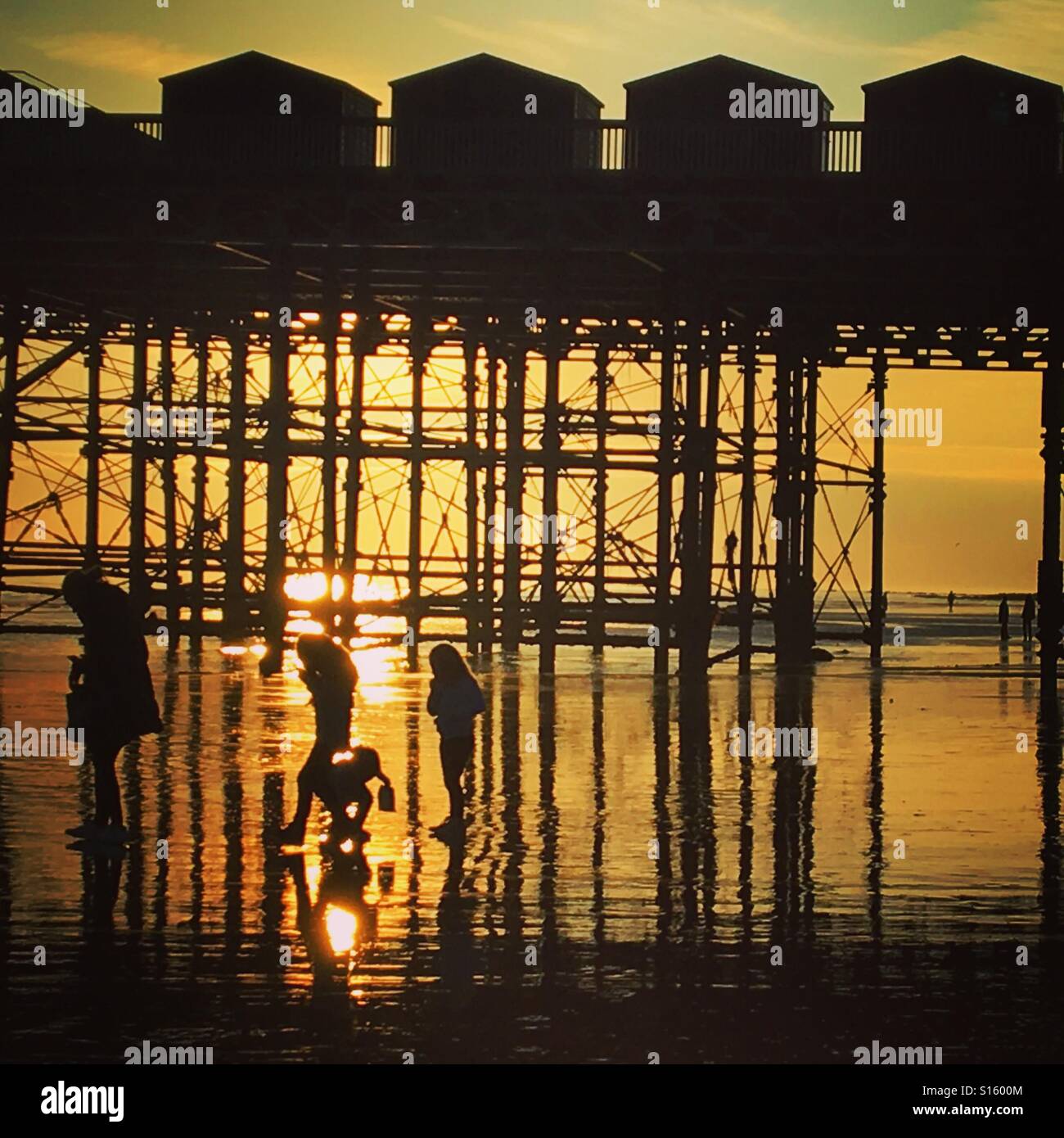 Sunset at Hastings Pier Stock Photo - Alamy