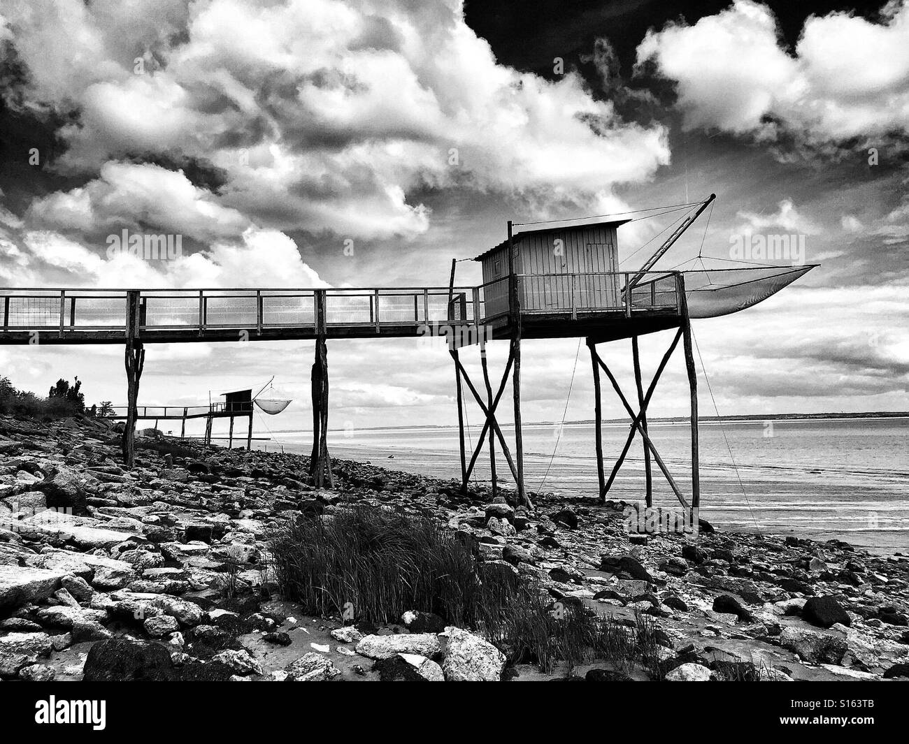 Fishermans huts on stilts hi-res stock photography and images - Alamy