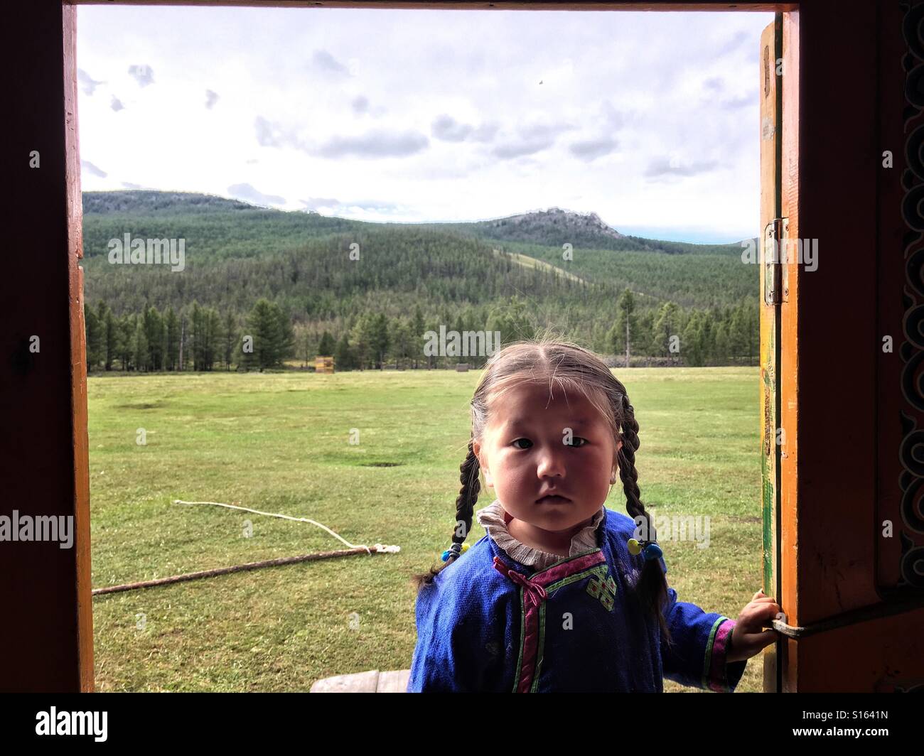 Nomadic girl in Mongolia Stock Photo - Alamy
