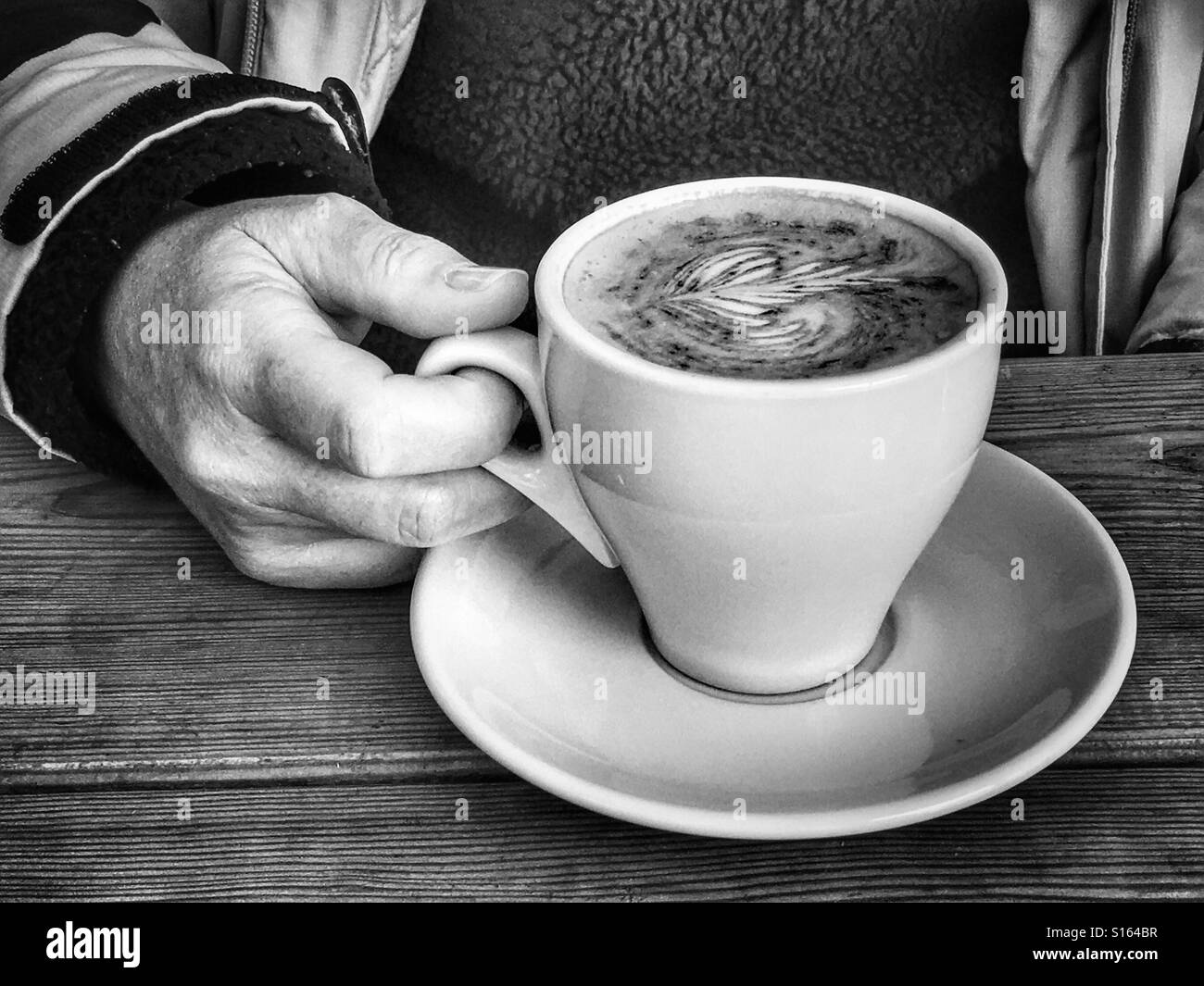 Frothy coffee in mug Black and White Stock Photos & Images - Alamy