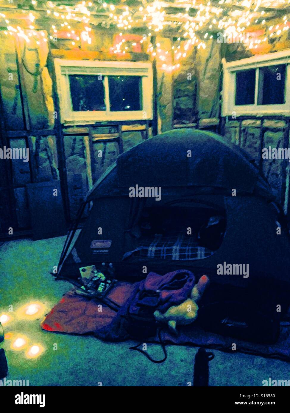 Indoor camping tent hi-res stock photography and images - Alamy