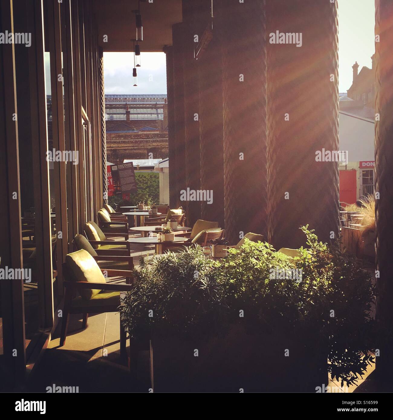 St pancras square hi-res stock photography and images - Alamy