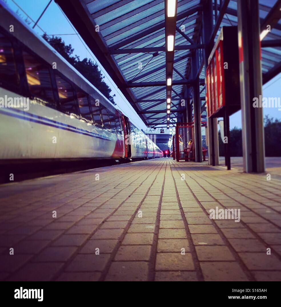 Train in the platform at Bradford Forster Square station Stock Photo ...