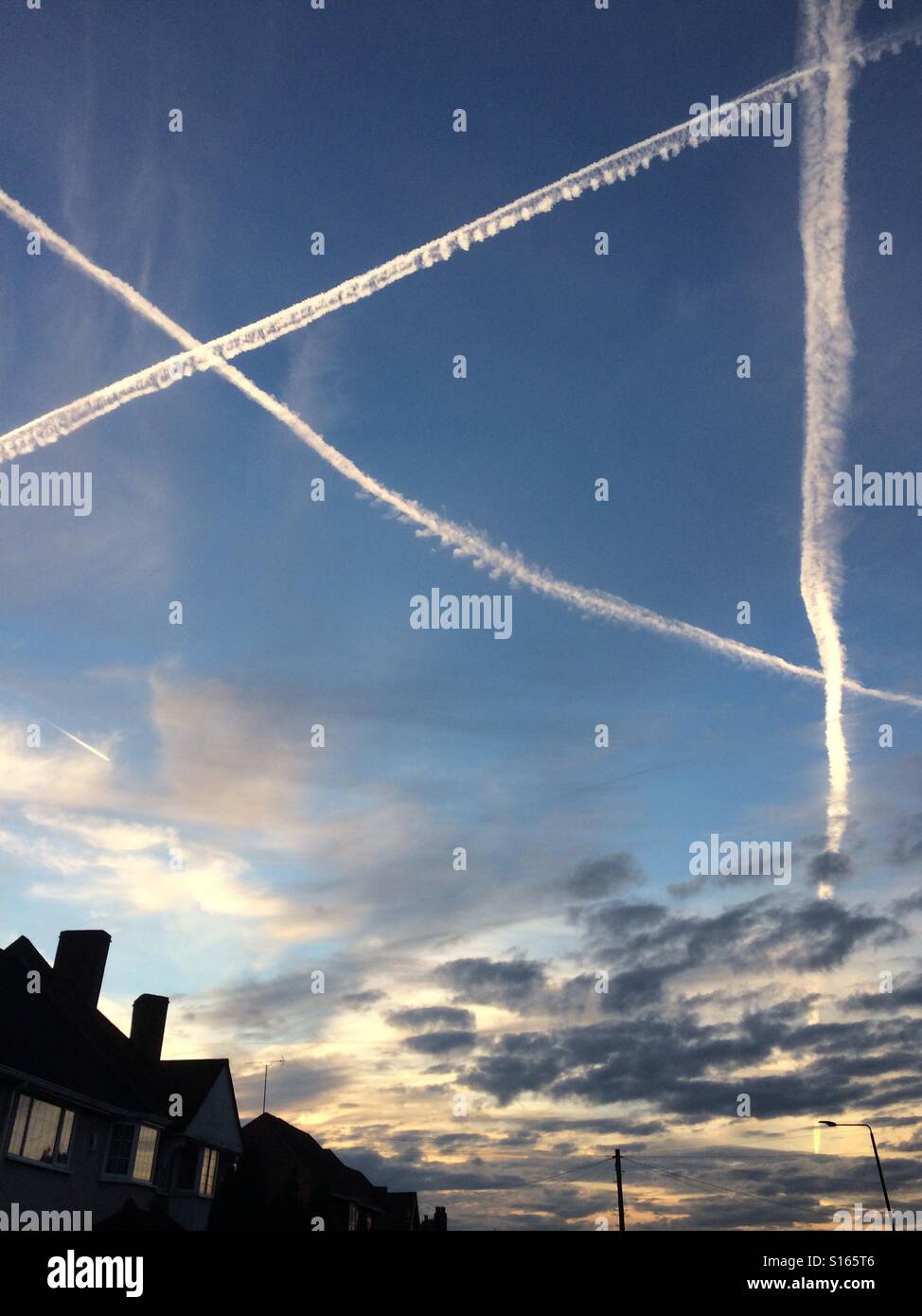 Trails crossing hi-res stock photography and images - Alamy