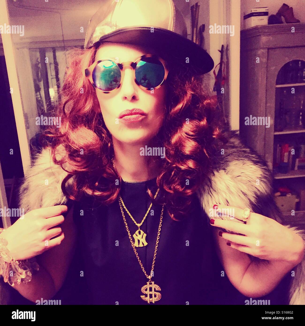 Bling girl hi-res stock photography and images - Alamy