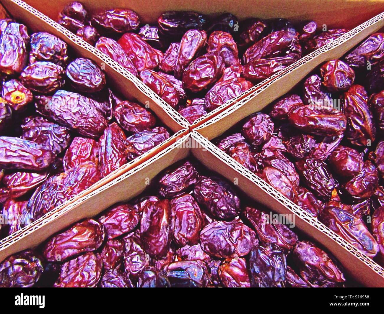 Box cross section hi-res stock photography and images - Alamy